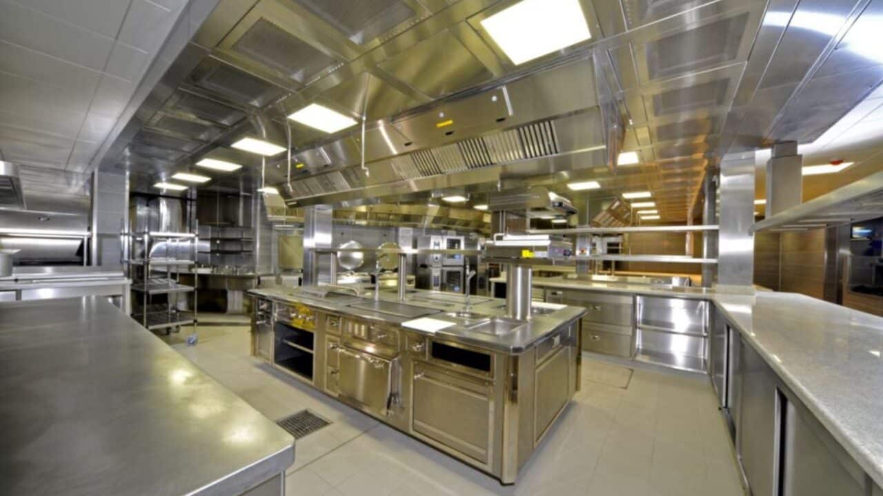 How to Identify a Reputable Commercial Kitchen Equipment Supplier